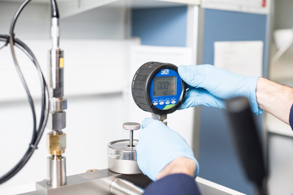 CERTIFICADO DE CALIBRACIÓN POR ORGANISMO DE ACREDITACIÓN EN LABORATORIO ...